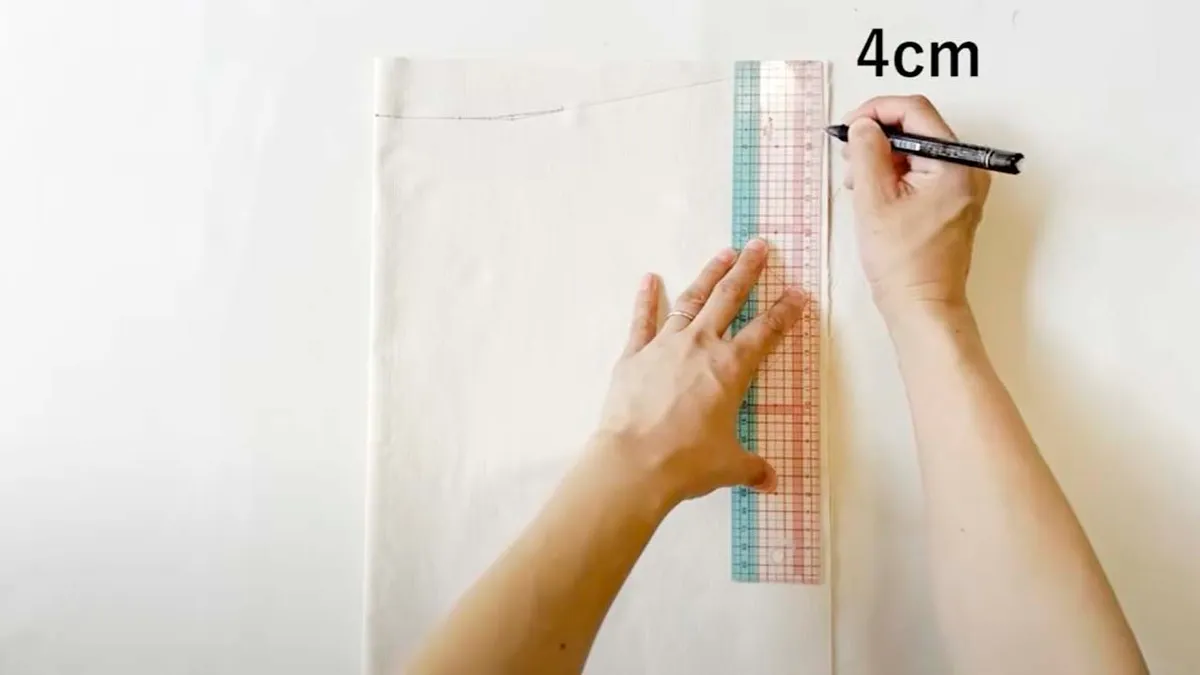 通勤や通学、おけいこバッグとして大活躍！A4が入る大きめサイズのファスナーショルダーバッグの作り方 | croccha