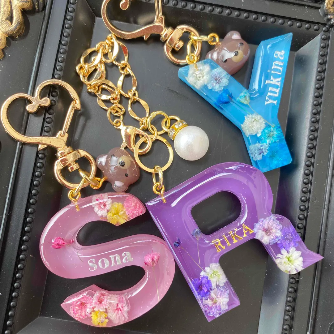 haruiさんのレジン作品 | Comarimade監修 作家のためのレジン 「着色剤 濃縮... | croccha