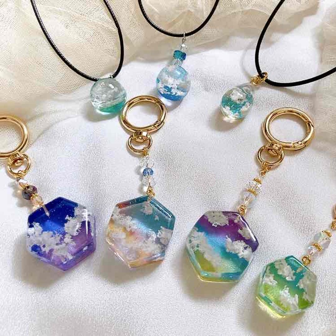 ami0707さんのレジン作品 | 【定期便】作家のためのレジン 200g | croccha