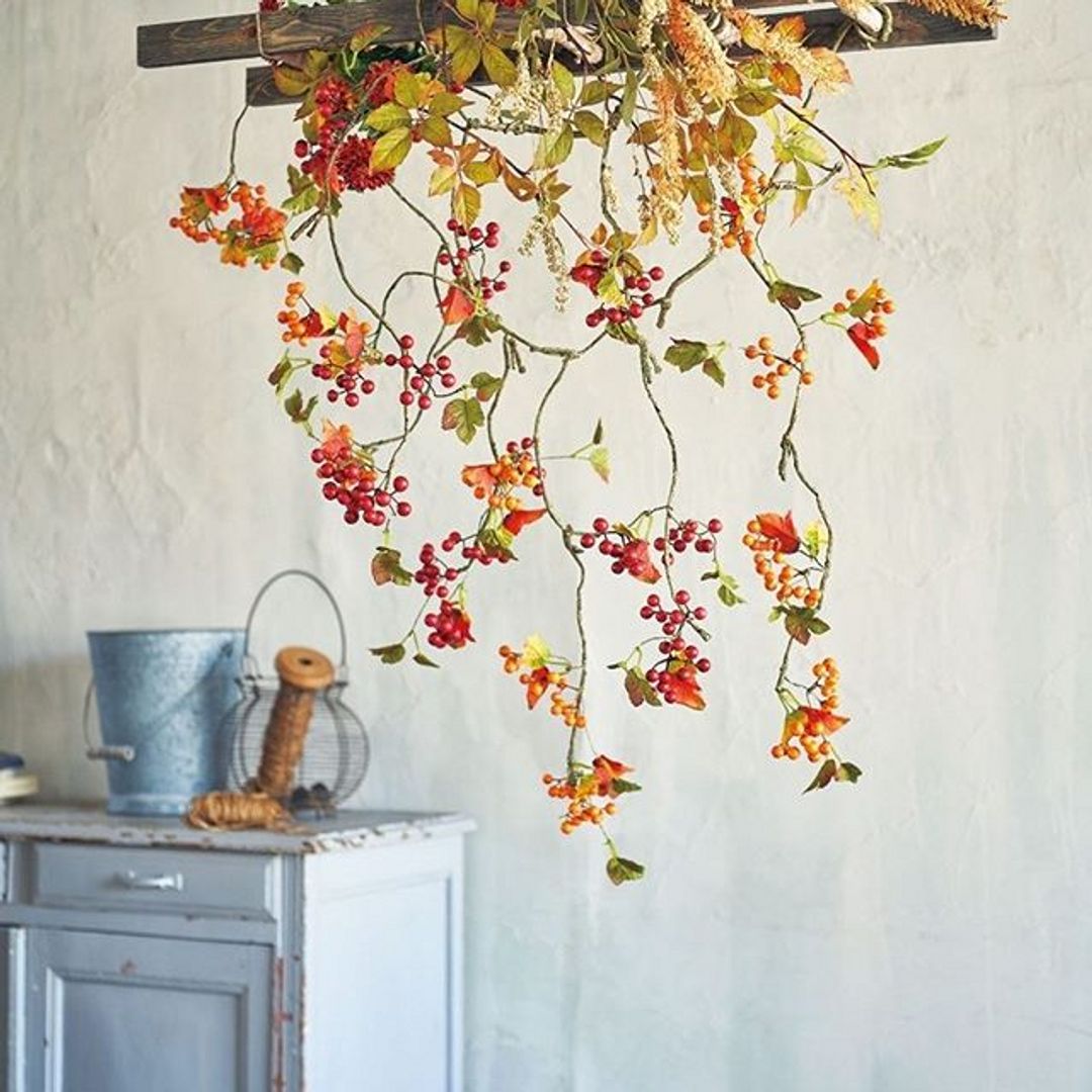 マイフラさんのフラワークラフト作品 | 【造花】MAGIQ(東京堂)/オータムベリーツイッグ #9 ... | croccha