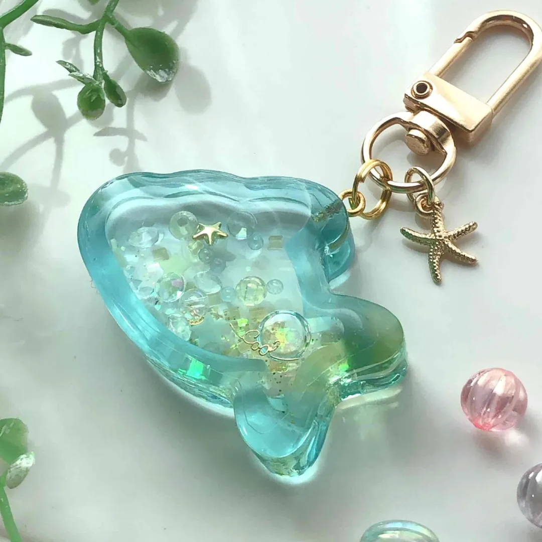 miyuさんのレジン作品 | 超透明【大容量UV-LEDレジン液】 レジン液 70g『コス... | croccha