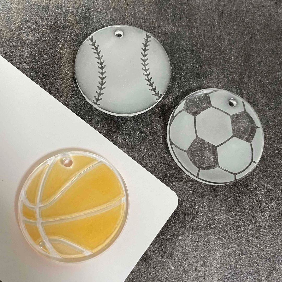 Y+(ワイプラス)さんのレジン作品 | 作家のためのレジン 100g | croccha