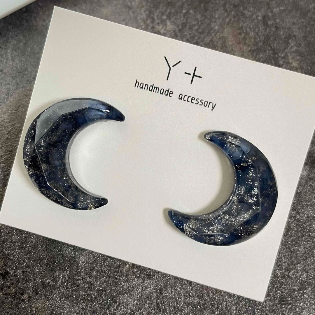 Y+(ワイプラス)さんのレジン作品 | 作家のためのレジン 100g | croccha