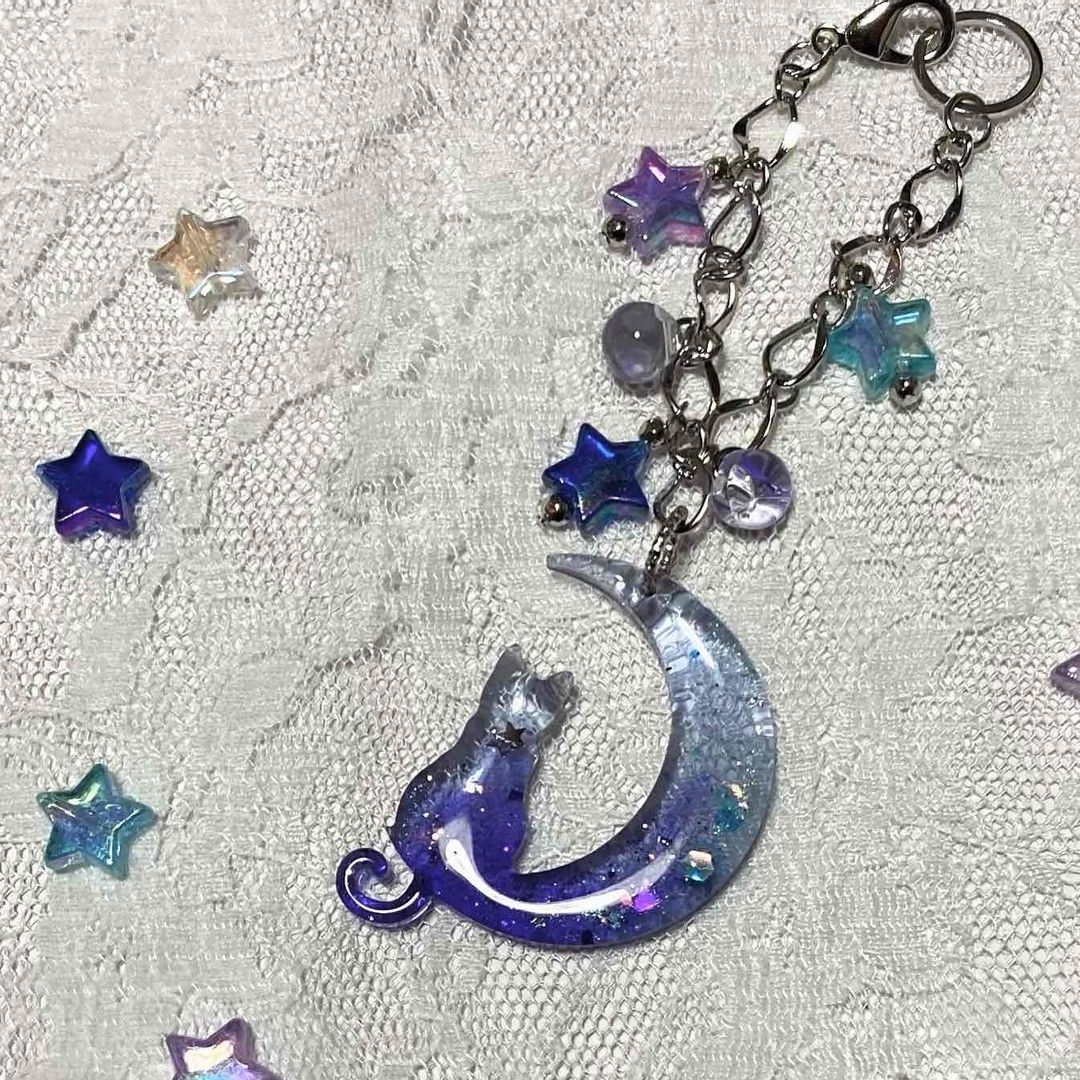 mako_craft_pla0830さんのレジン作品 | 【定期便】作家のためのレジン 200g | croccha