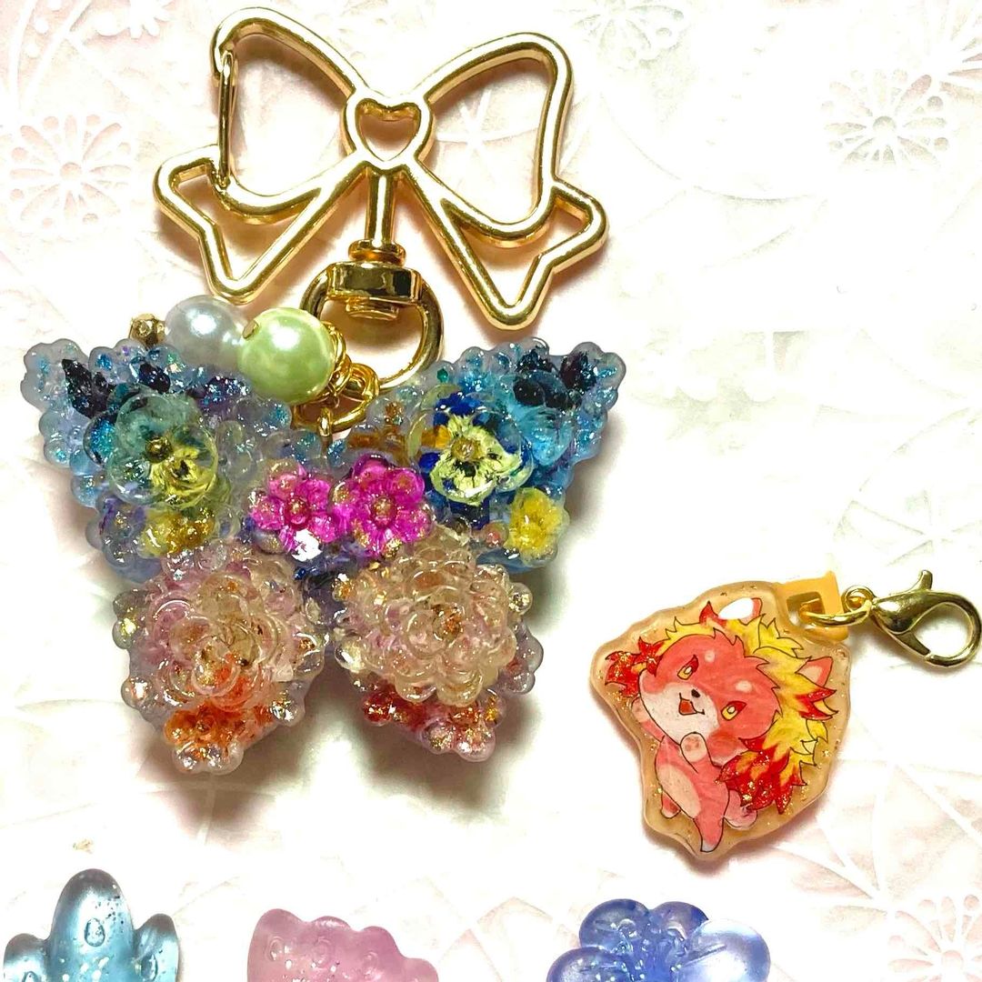 mako_craft_pla0830さんのレジン作品 | 【定期便】作家のためのレジン 200g | croccha