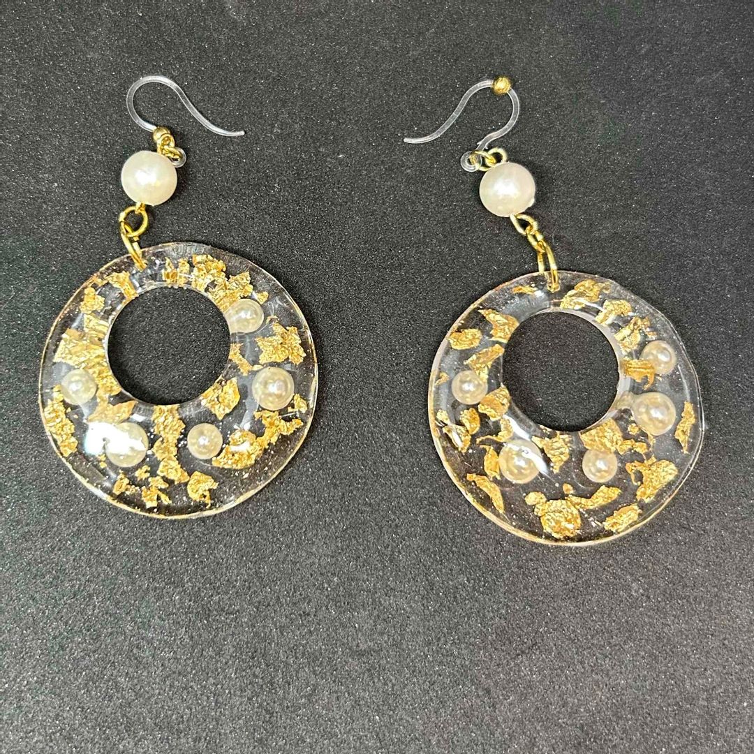 yaeriruさんのレジン作品 | フックピアス クリア 丸玉付き 12×18mm【20個】 | croccha