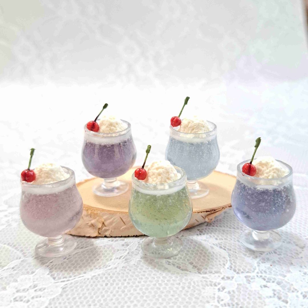 なつなつさんのレジン作品 | 作家のためのレジン 100g | croccha