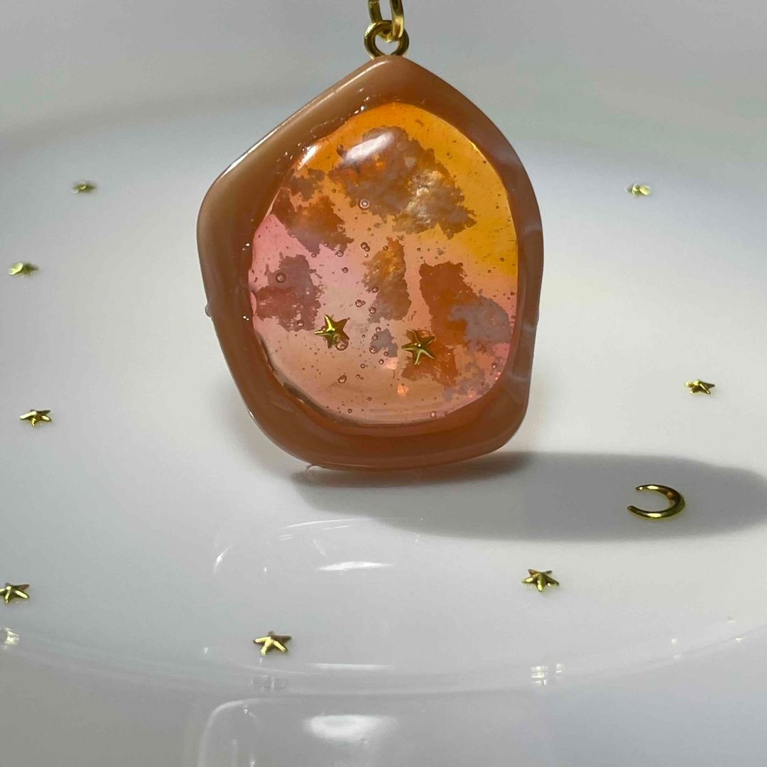 sumimaiさんのレジン作品 | 作家のためのレジン お試しセット25g×2本 ぷっくりレジン... | croccha