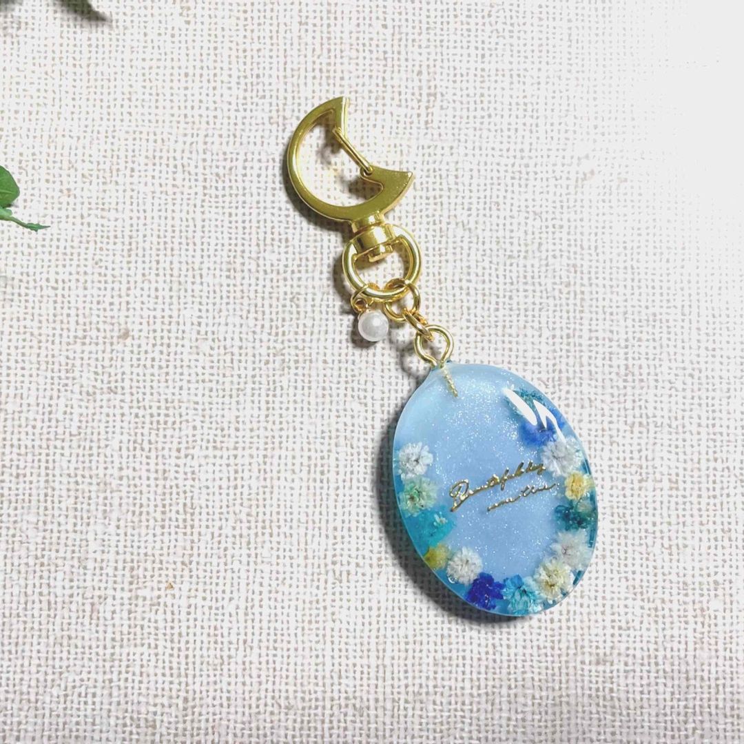 ...tttさんのレジン作品 | 【高粘度】作家のためのレジン ぷっくりレジン 100g | croccha