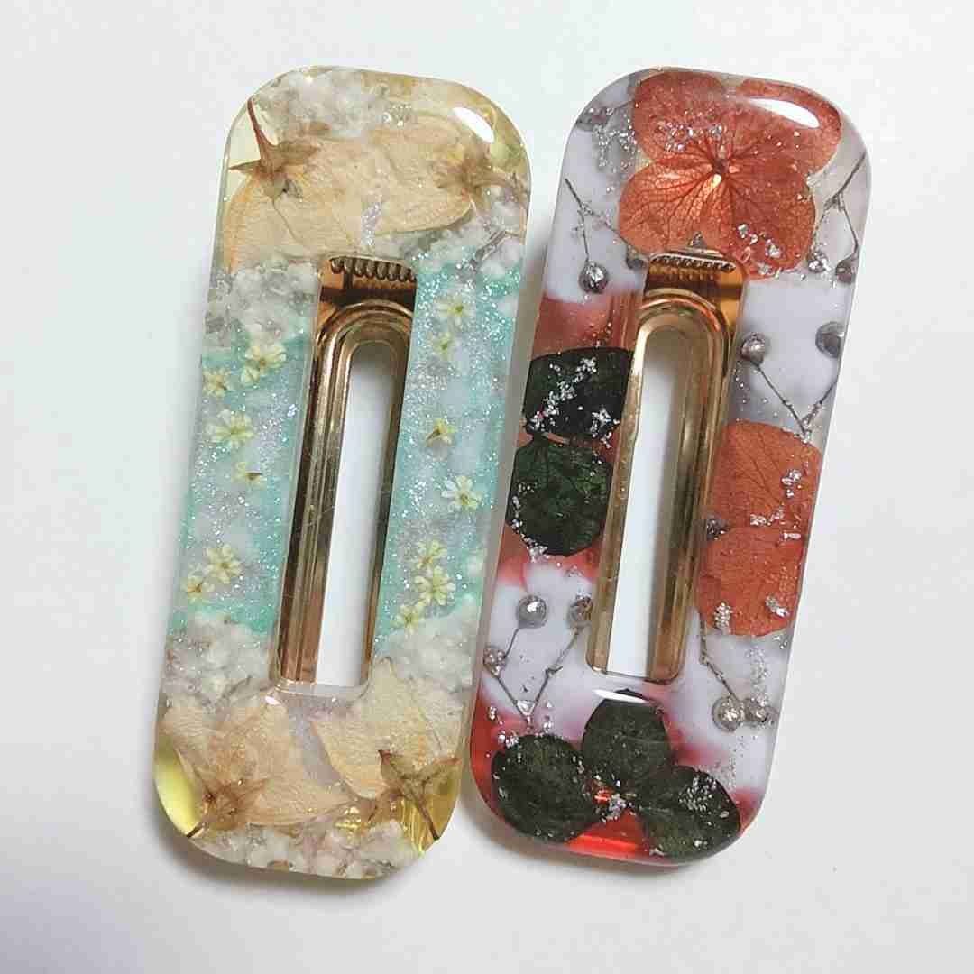 S.snowさんのレジン作品 | 【シリコン型・モールド】3種のシンプルプレート ヘアクリップ... | croccha