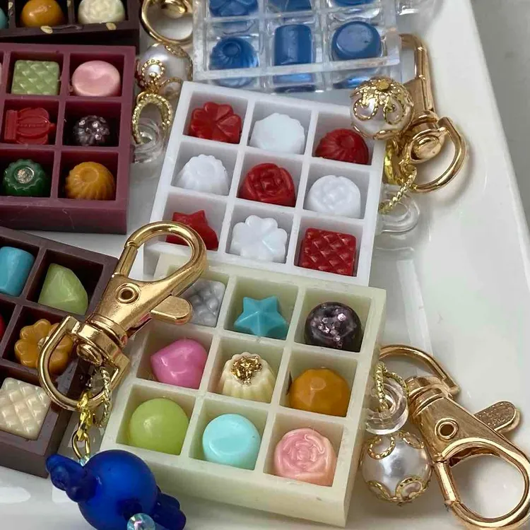 pilopiloさんのレジン作品 | 【UV LED レジン】【パジコ直販】ジュエルラビリンス 星... | croccha