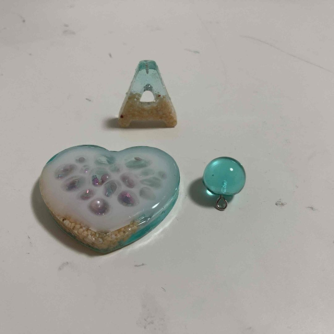 ruinさんのレジン作品 | 【高粘度】作家のためのレジン ぷっくりレジン 100g | croccha