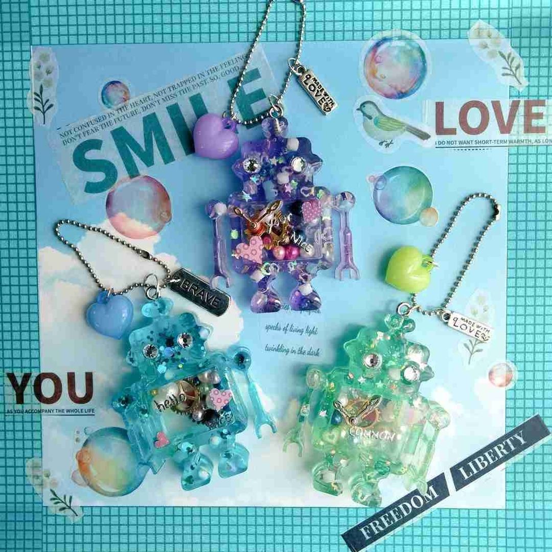 ゆき ️氷さんのレジン作品 | 高品質 国産 レジン液 作家のためのレジン 100g 200... | croccha