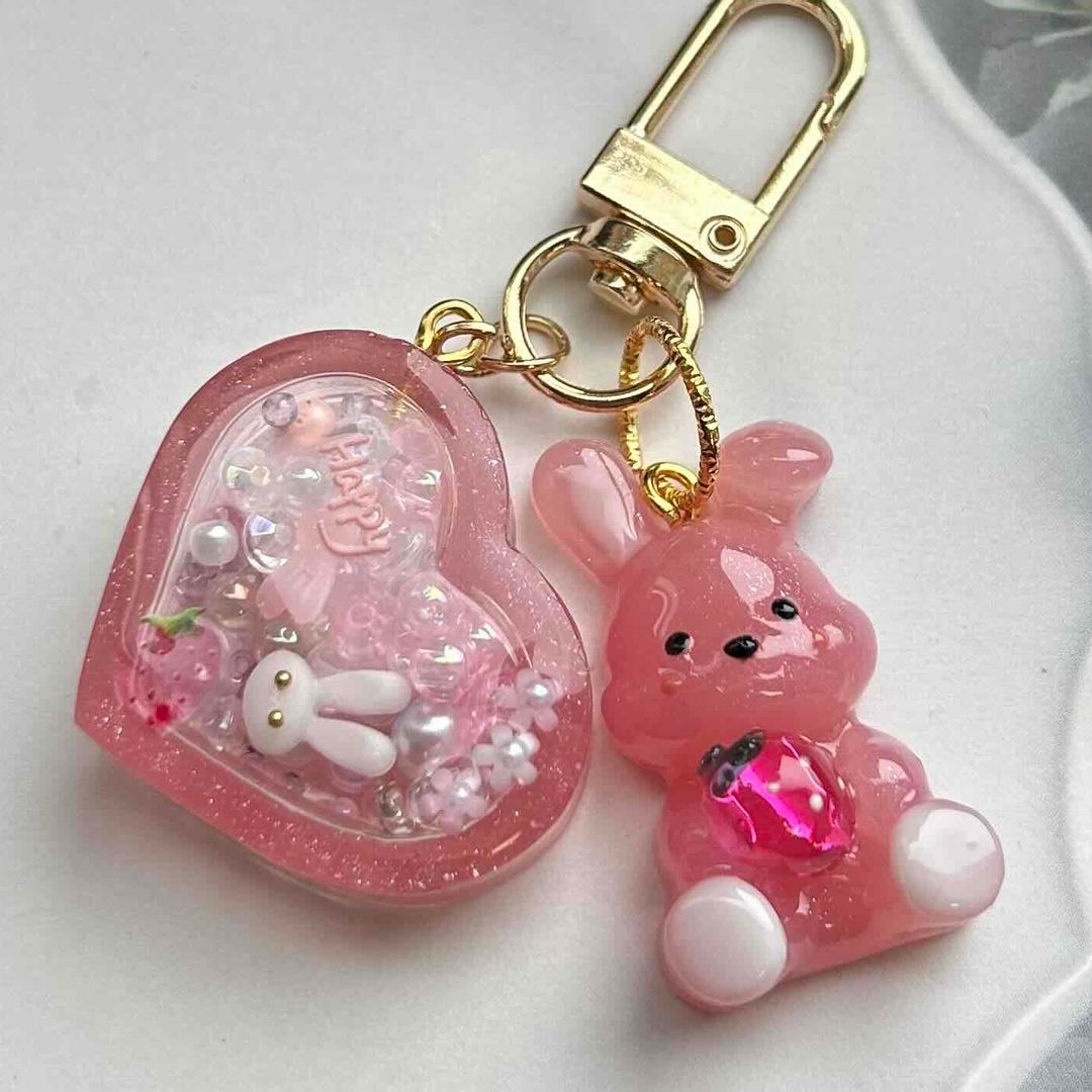 りくえむさんのレジン作品 | 超透明【大容量UV-LEDレジン液】 レジン液 70g『コス... | croccha