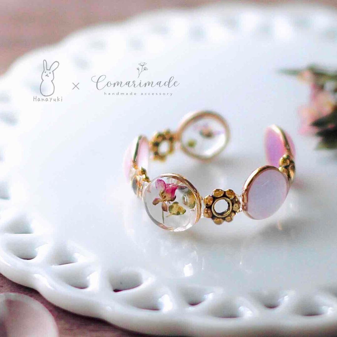 𝐂𝕠𝕞𝕒𝕣𝕚𝕞𝕒𝕕𝕖 (*こまり*)さんのレジン作品 | 作家のためのレジン 100g | croccha