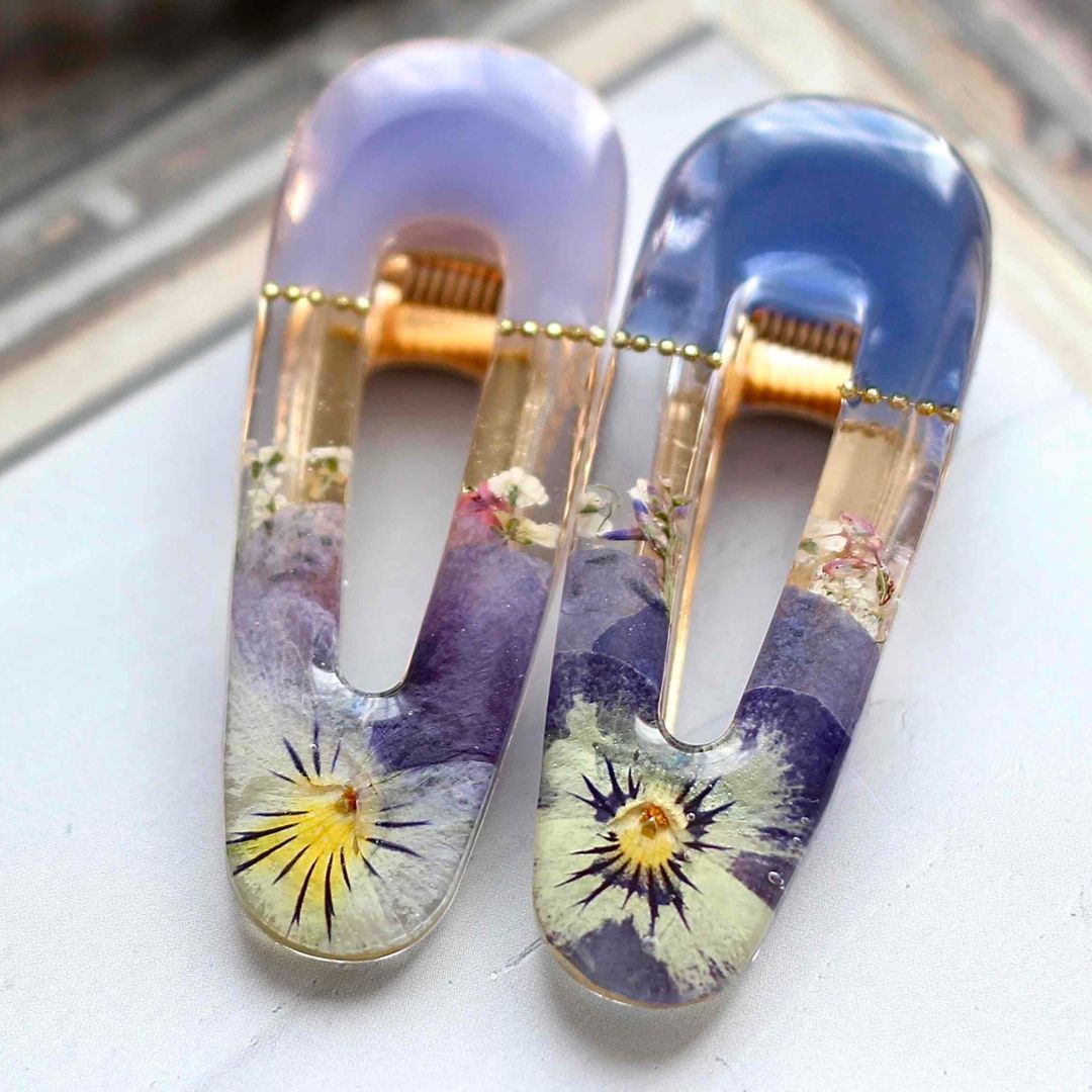 𝐂𝕠𝕞𝕒𝕣𝕚𝕞𝕒𝕕𝕖 (*こまり*)さんのレジン作品 | いろどろっぷ 10色セット シティポップカラー resin... | croccha