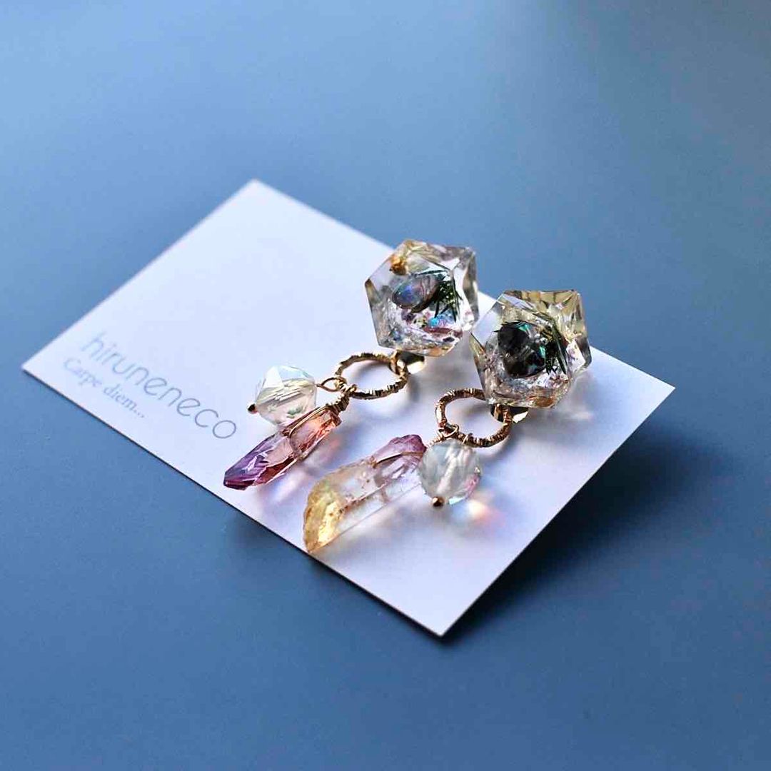 Une｜レジンアクセサリーさんのレジン作品 | 新商品【KIYOHARA Resin Lab レジンラボ L... | croccha