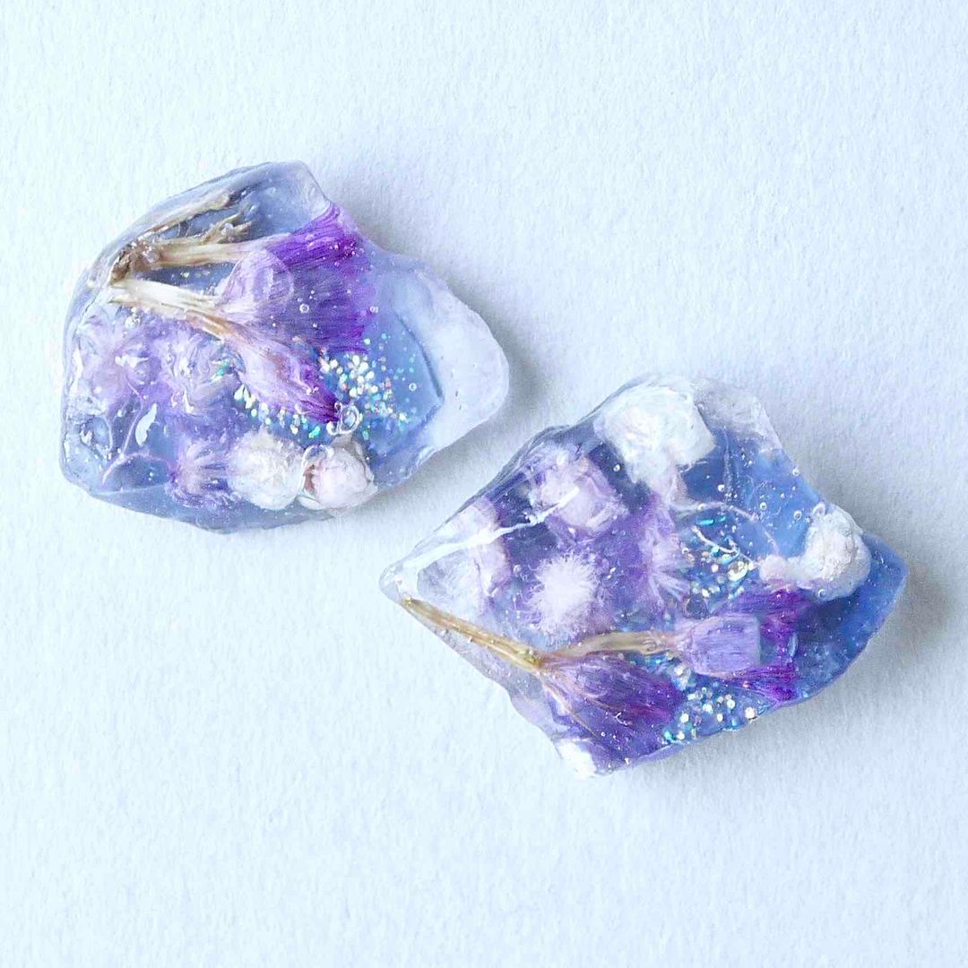 Une｜レジンアクセサリーさんのレジン作品 | 調色シリコンカップ シリコンモールド 43×63mm【2ヶ】 | croccha