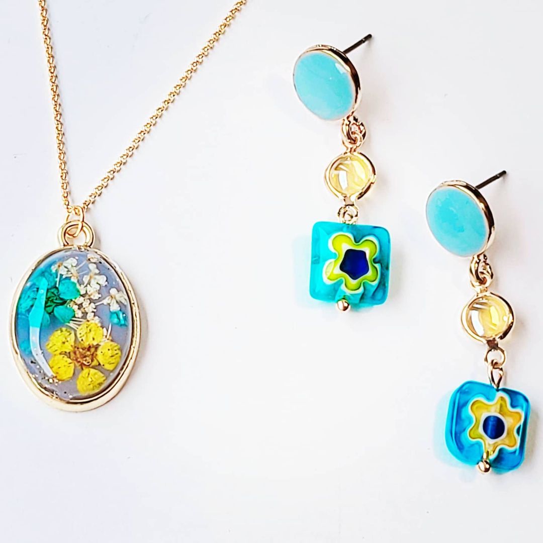 handmadeworks ARIAさんのレジン作品 | 【UV-LEDレジン液】タカラネイル レジン液 65g お得... | croccha