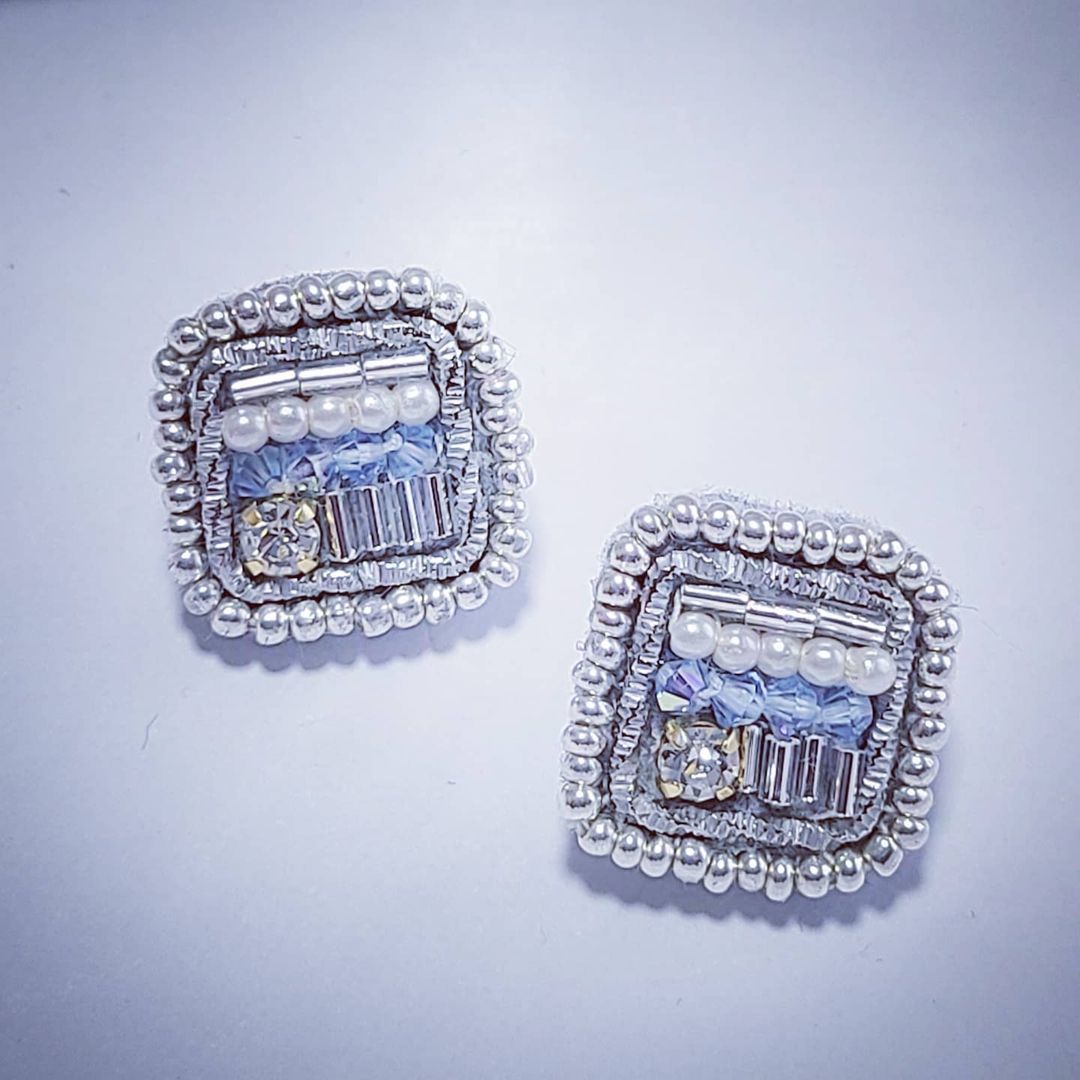 handmadeworks ARIAさんの刺しゅう作品 | メタルビーズ | croccha