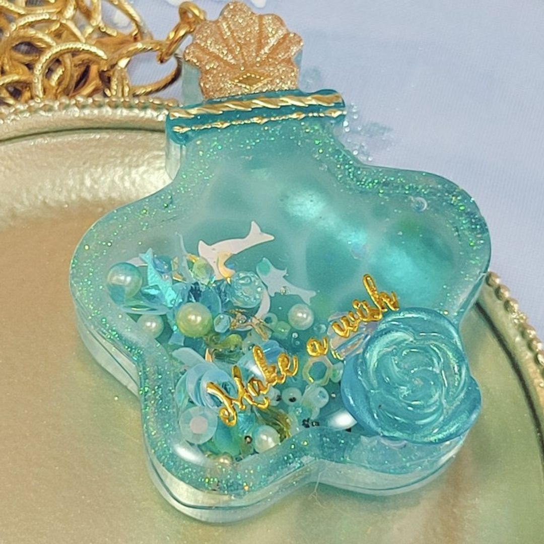 haco*nstructさんのレジン作品 | 【高粘度】作家のためのレジン ぷっくりタイプ 100g | croccha