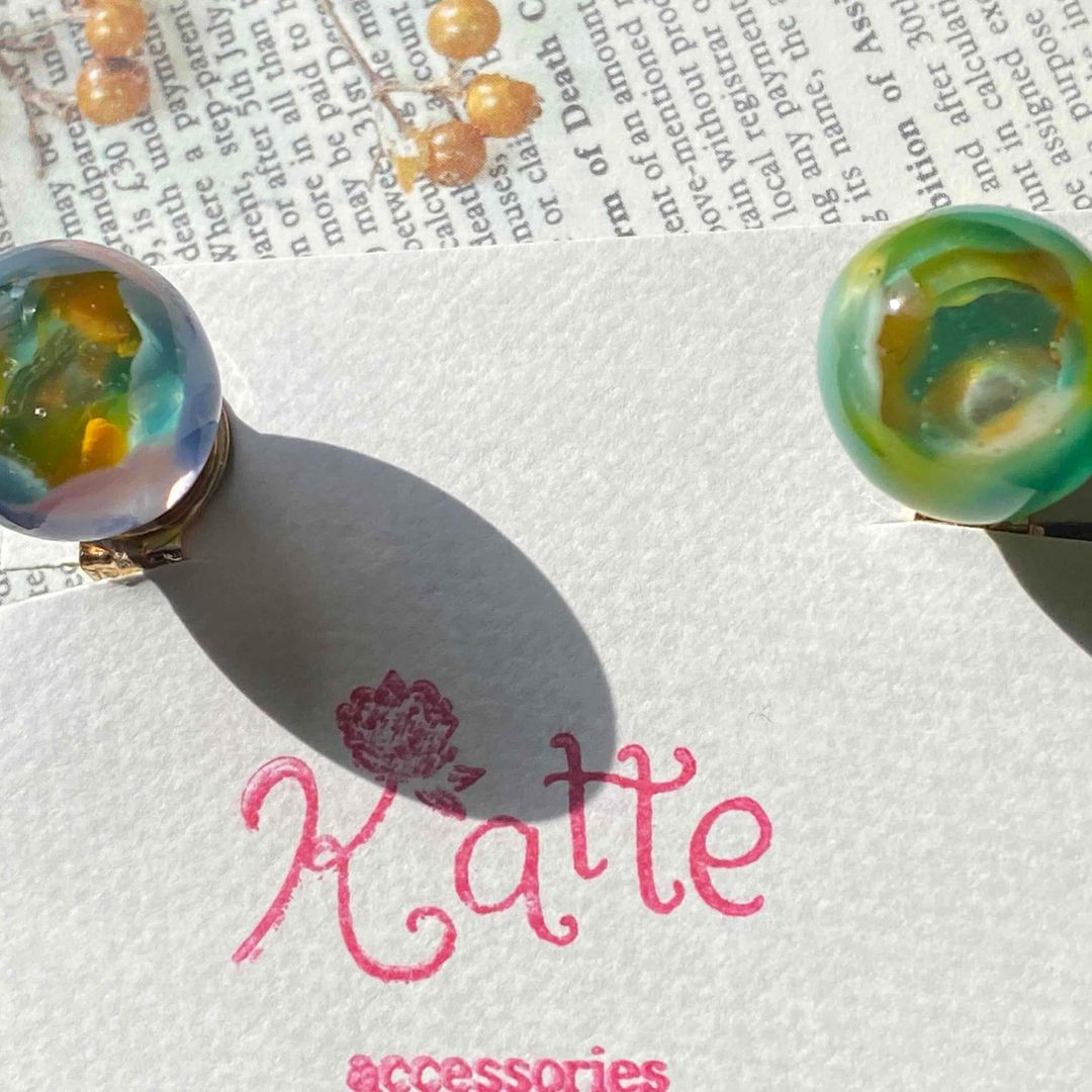 katteaccessoriesさんのレジン作品 | NEWパッケージ ☆SNSで話題沸騰☆ レジン液 安心の日本... | croccha