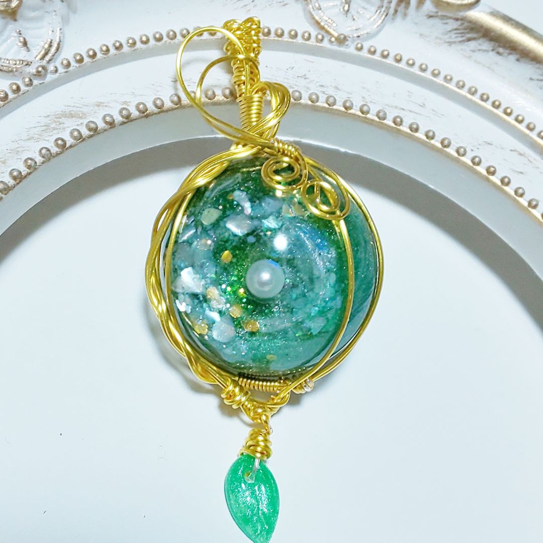 macoronn366さんのレジン作品 | 【定期便】作家のためのレジン 200g | croccha